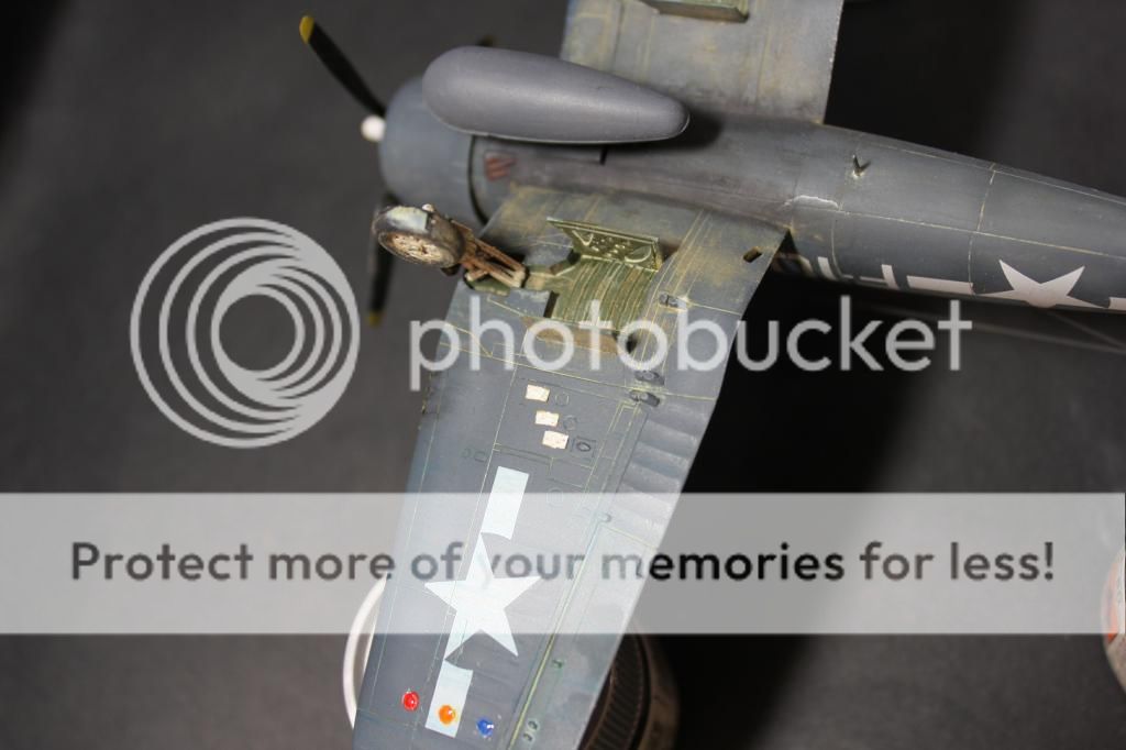 unosetentaydos - F4U-1 Corsair Captain Delong (GT) - AVIACION (1:72) PF